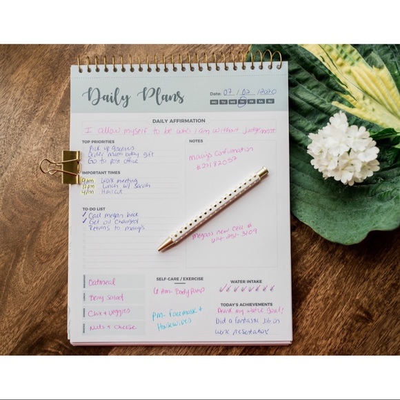 Office | New Spiral Daily Planner Agenda Notepad 85x11 | Poshmark